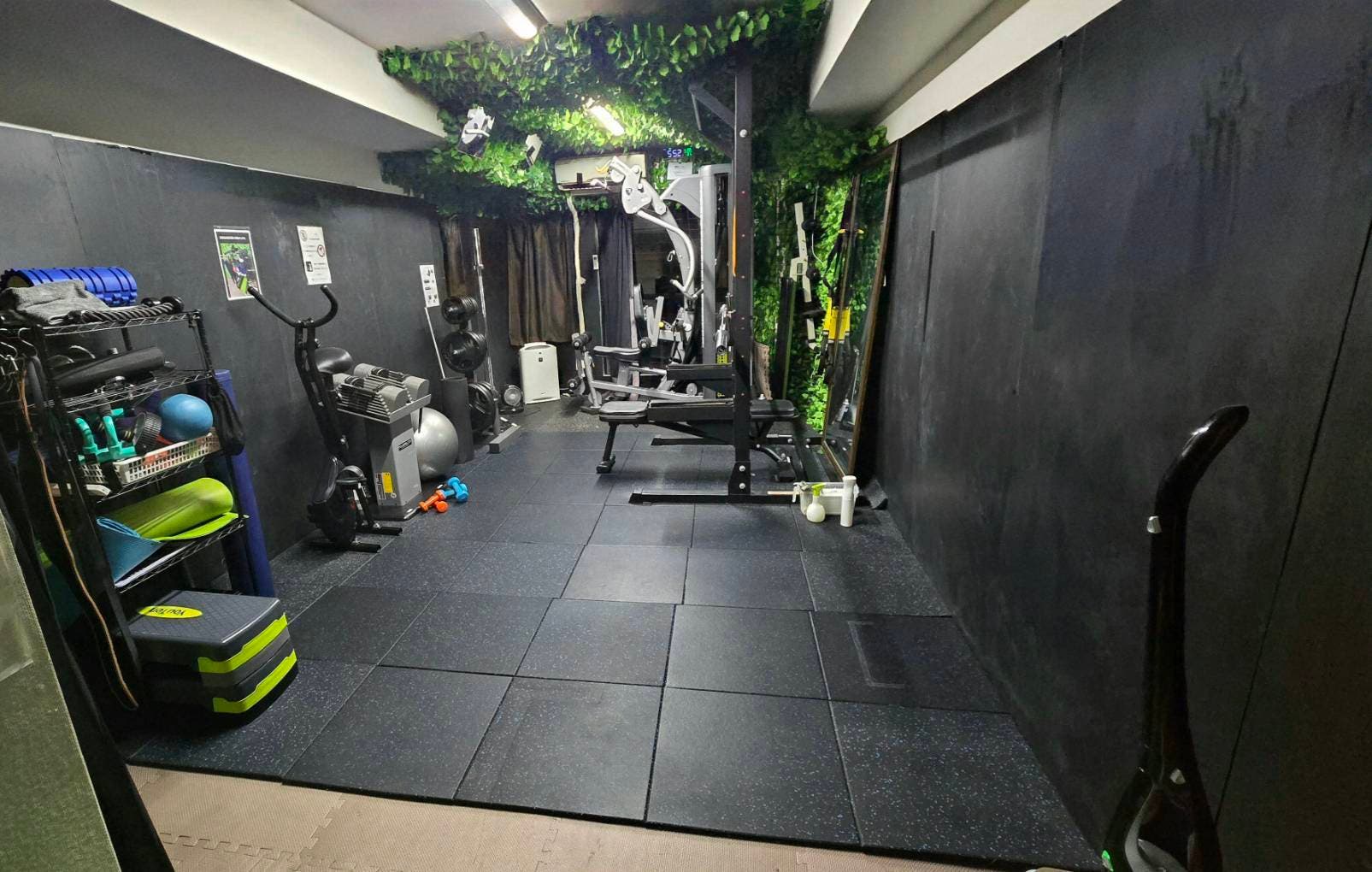 トレーナー必見《駅近・人気・オシャレ空間》継続率◎で選ばれる大阪最初のレンタルジム[心斎橋・本町・新町・堀江]の写真2