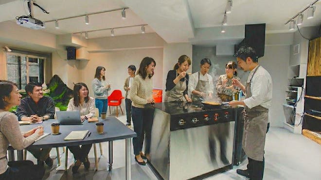 歓送迎会🌸パーティー🍺法人利用💻最大80名🚶♂️スクリーン&本格的な音響設備&オープンキッチンの写真3