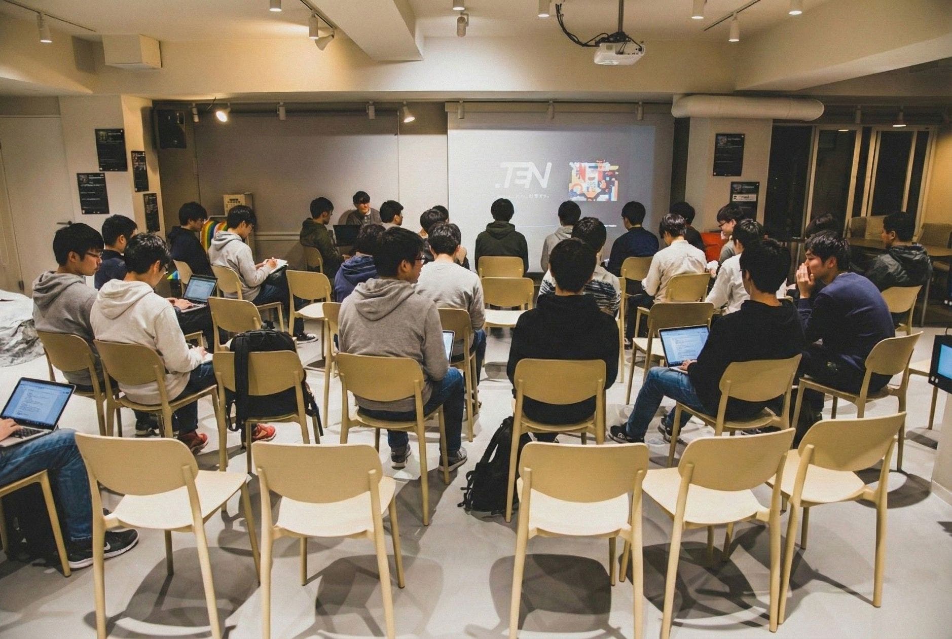 歓送迎会🌸パーティー🍺法人利用💻最大80名🚶‍♂️スクリーン&本格的な音響設備＆オープンキッチンの写真5