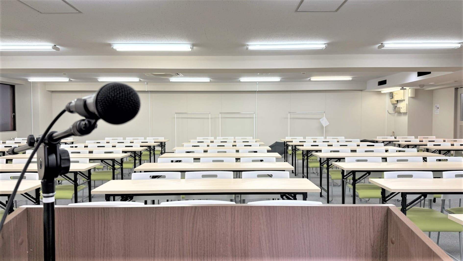 【リロの会議室 池袋駅東口 ぬかりやビル】会議室の写真3