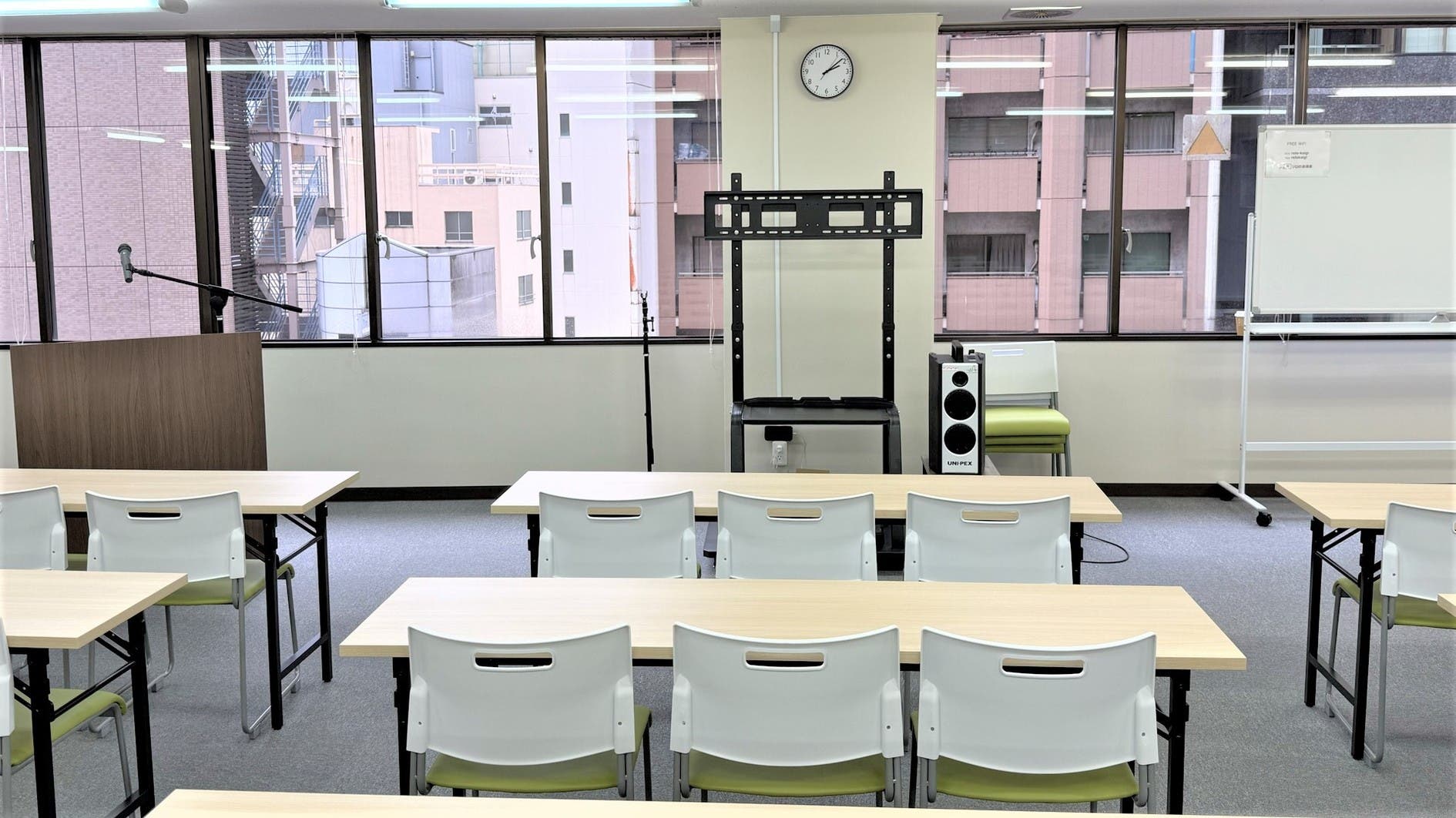 【リロの会議室 池袋駅東口 ぬかりやビル】会議室の写真4