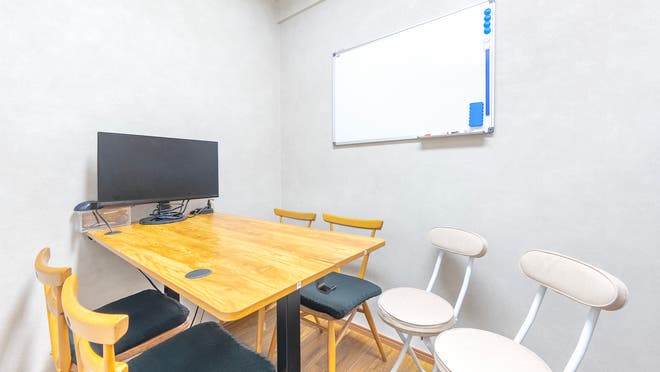 スペモ🧑🏻💻中野駅🚶5分❗️会議💻ワークショップ📖モニター完備✨勉強会👨🏫作業部屋✍️825_WORK中野の写真1