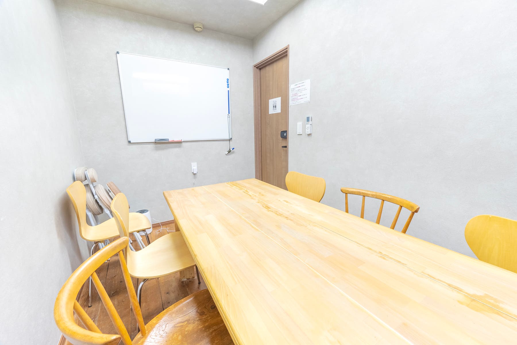 スペモ🧑🏻‍💻中野駅5分❗️会議💻ワークショップ📖モニター完備✨勉強会👨‍🏫作業部屋✍️826_WORK中野2ndの写真6