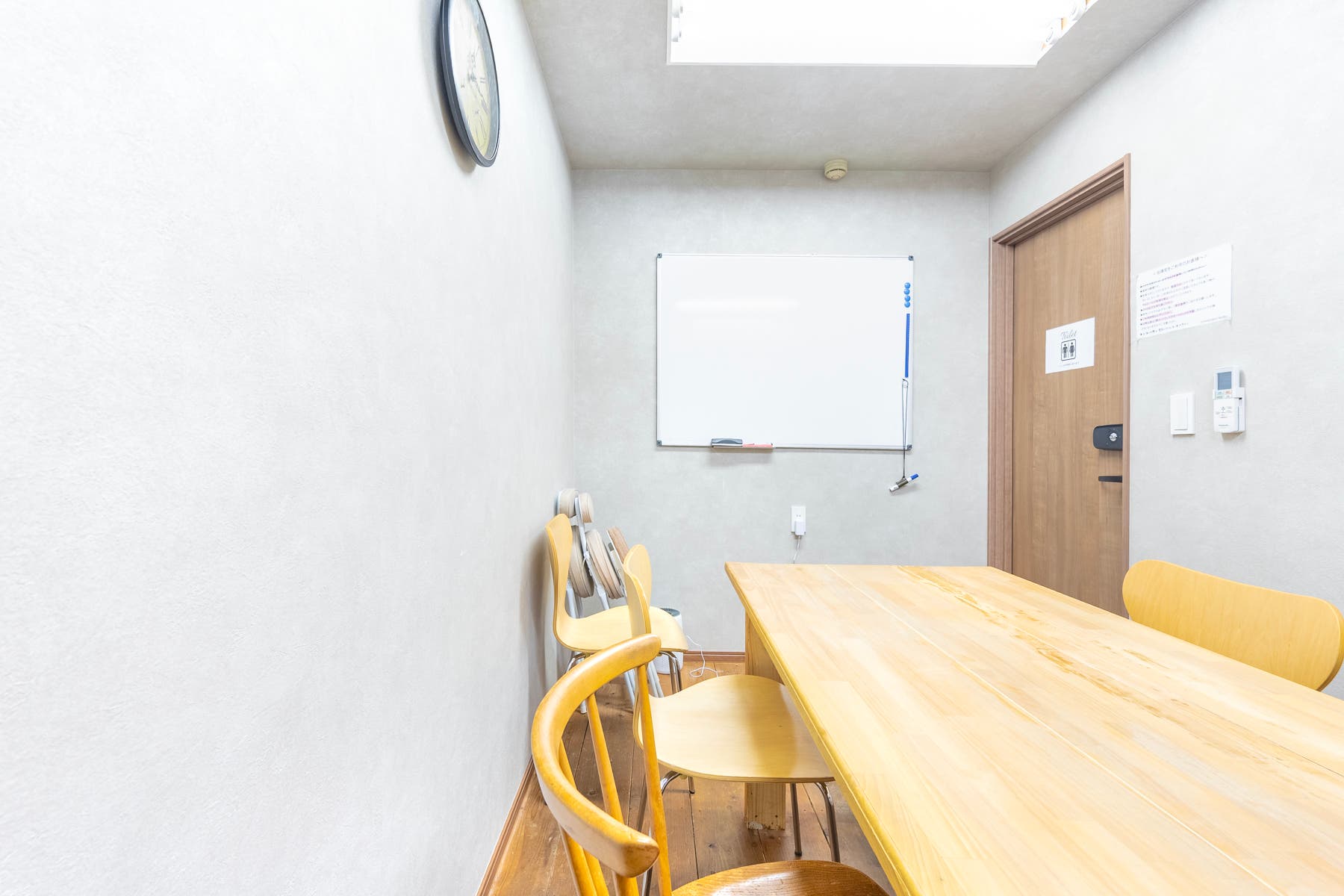 スペモ🧑🏻‍💻中野駅5分❗️会議💻ワークショップ📖モニター完備✨勉強会👨‍🏫作業部屋✍️826_WORK中野2ndの写真13