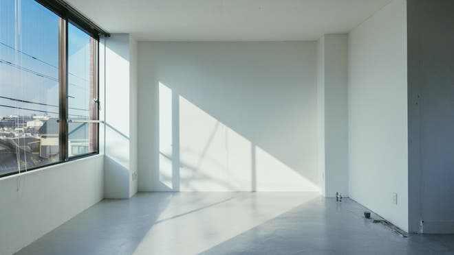 【 本格無料機材!! 】 南向き窓で柔らかい自然光・白壁・モルタル床・奥行き8m ・清潔【駅近!大田区馬込駅2分】の写真4