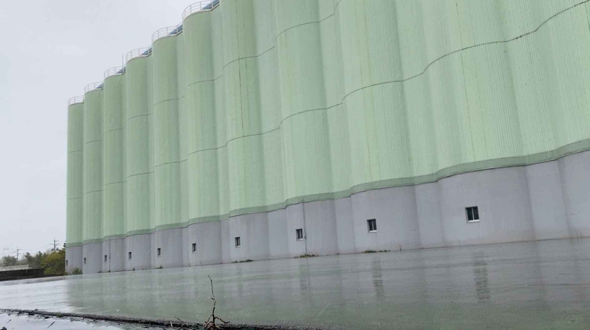 工業地帯にあるサイロ(工場)の地下 / 屋内 / 屋上、さらには敷地内のアスファルト / 草むらを活用した撮影はいかがでしょう？の写真6