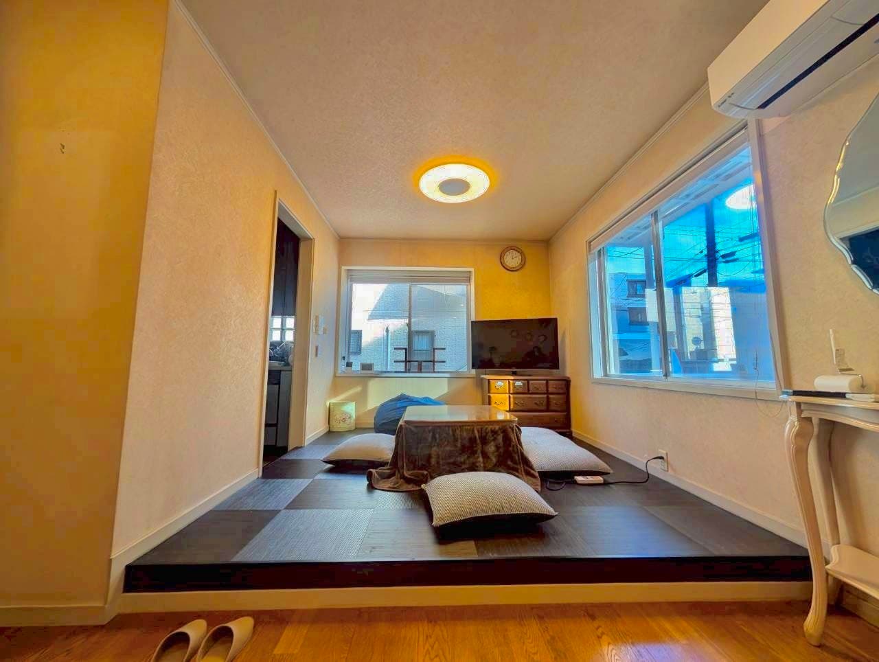 落ち着いた雰囲気の一軒家スペースです。ご友人様との集まりや語らいを、ゆったりとした気持ちでお過ごしいただけます。の写真5