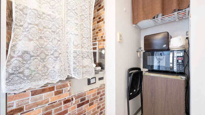 【01,完全貸切の撮影スタジオ/ JR柏3分すぐ💐】自然光◎|モール壁&撮影小物|ポートレート|ライブ配信&コスプレの写真23