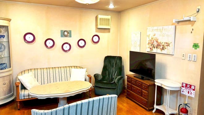 落ち着いた雰囲気の一軒家スペースです。ご友人様との集まりや語らいを、ゆったりとした気持ちでお過ごしいただけます。の写真15