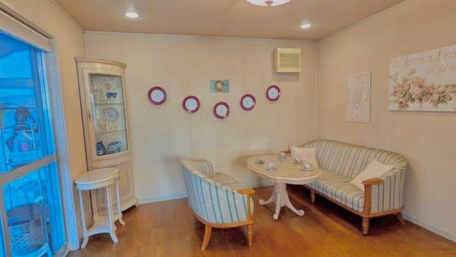 落ち着いた雰囲気の一軒家スペースです。ご友人様との集まりや語らいを、ゆったりとした気持ちでお過ごしいただけます。の写真19