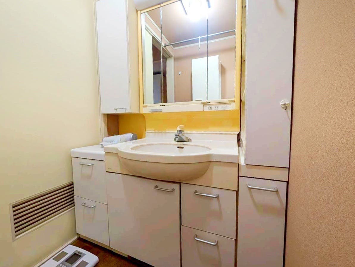 落ち着いた雰囲気の一軒家スペースです。ご友人様との集まりや語らいを、ゆったりとした気持ちでお過ごしいただけます。の写真20