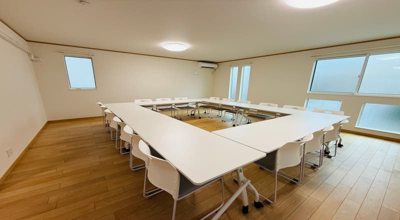 ♪NEWOPEN♪【用賀駅徒歩6分🚃】レンタルスペース《要予約》教室開講OK：ひだまりルーム✨（机＆イスあり）