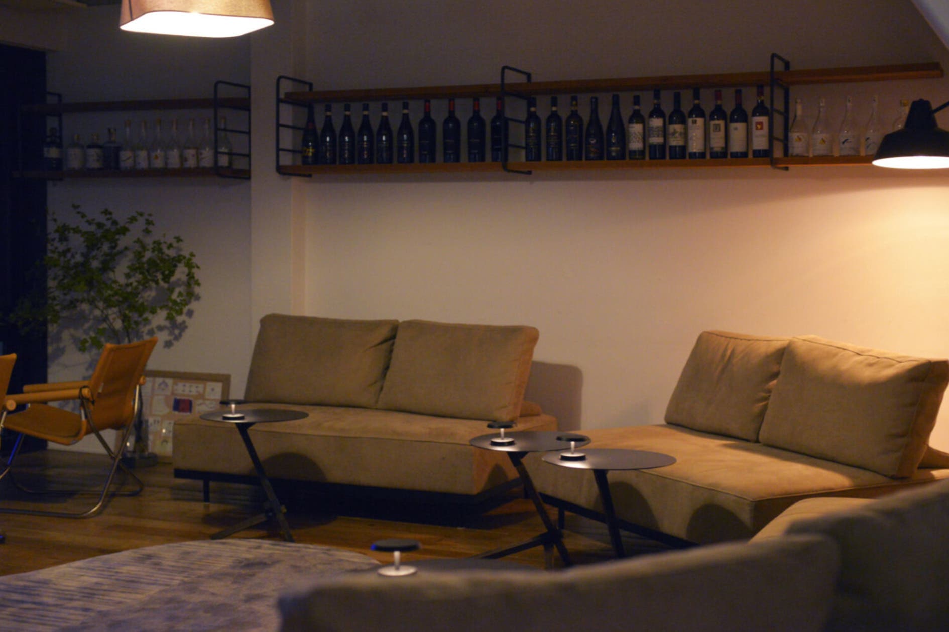 隅田川ビュー｜自然光が入る上質ラウンジ｜撮影・取材・少人数イベント向け（4F）の写真4