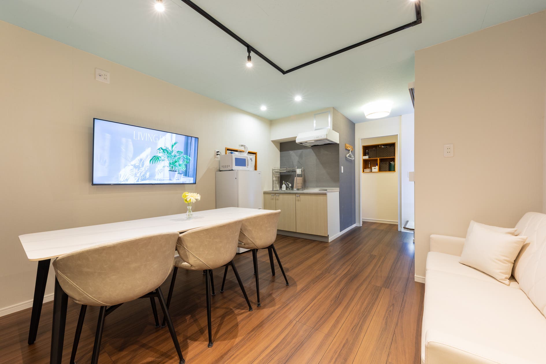 駅チカ！隠れ家スペース🙈24H利用🉑最大10名✨飲み会🥂女子会🎀誕生日会🎂毎日清掃✨の写真4