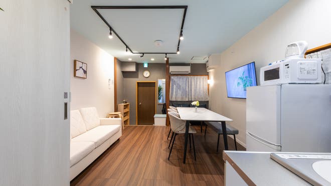 駅チカ!隠れ家スペース🙈24H利用🉑最大10名✨飲み会🥂女子会🎀誕生日会🎂毎日清掃✨の写真3