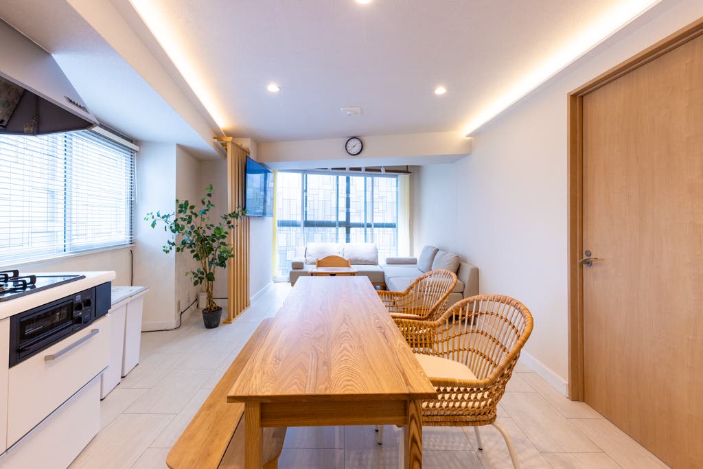 浅草駅チカ🚶‍♂️観光🍡女子会👯‍♀️ママ会👩‍👧‍👦パーティ🎉撮影📸いろいろ使えるモダンスペース✨最大10名の写真1