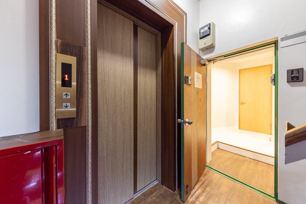 浅草駅チカ🚶‍♂️観光🍡女子会👯‍♀️ママ会👩‍👧‍👦パーティ🎉撮影📸いろいろ使えるモダンスペース✨最大10名の写真13