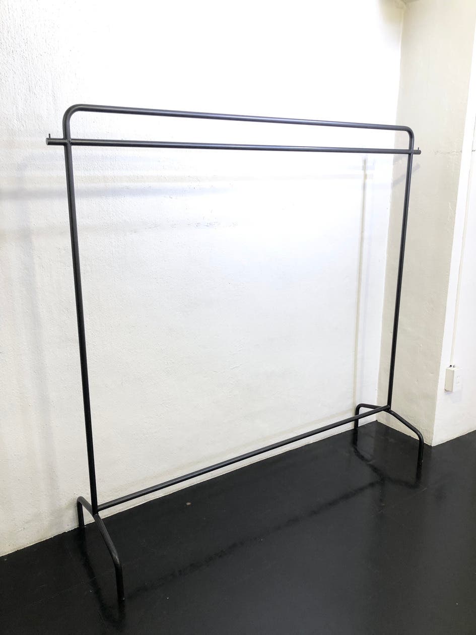 【表参道駅8分】撮影スタジオや展示会などに最適な白を貴重とした天高なレンタルスペースの写真7