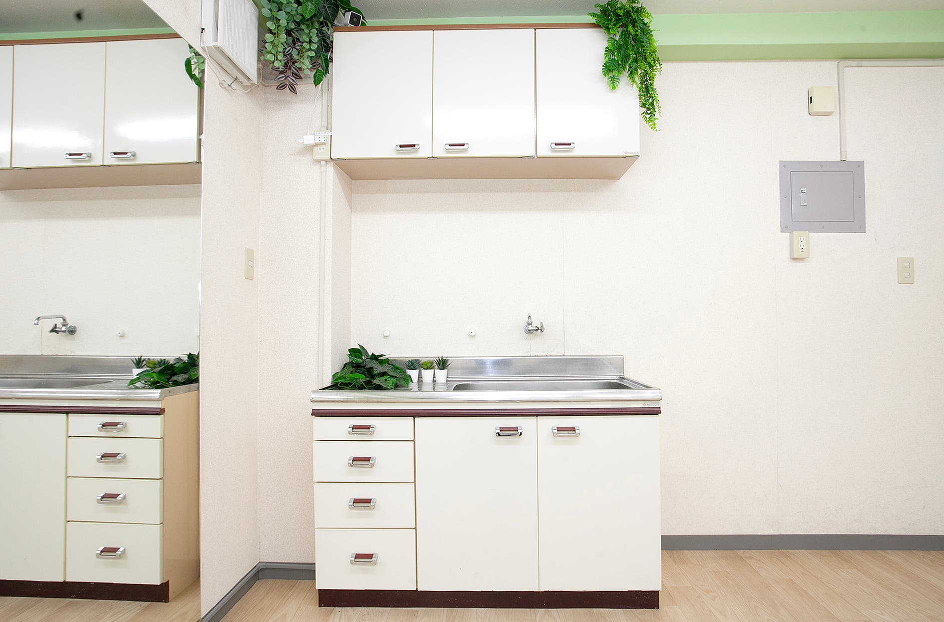 【新宿三丁目駅2分、新宿付近】(C)大型鏡計4.5m／広々30㎡スタジオでダンス・ヨガ・コスプレ・撮影・演劇におすすめ☆の写真12