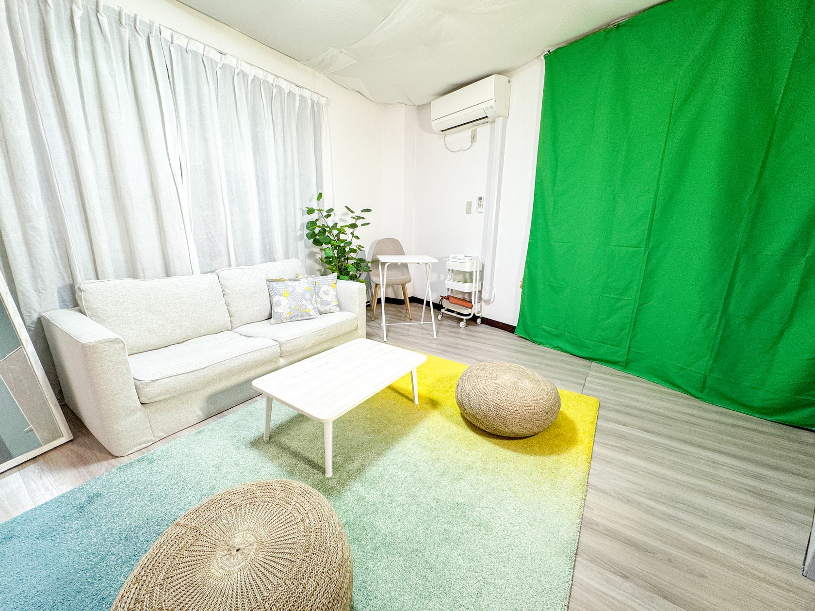 女性向け配信スタジオ🌸来てすぐ配信・機材無料｜JR小岩駅6分｜グリーンバック完備の写真3