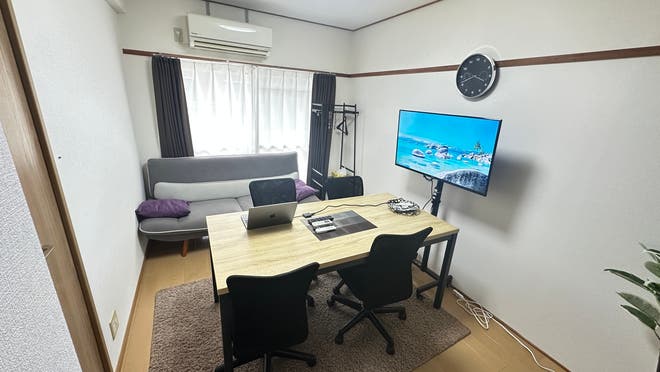 【お気軽会議室グランベルデ】中央駅西口から徒歩圏内。作業やテレワークに最適なスペースです!の写真2