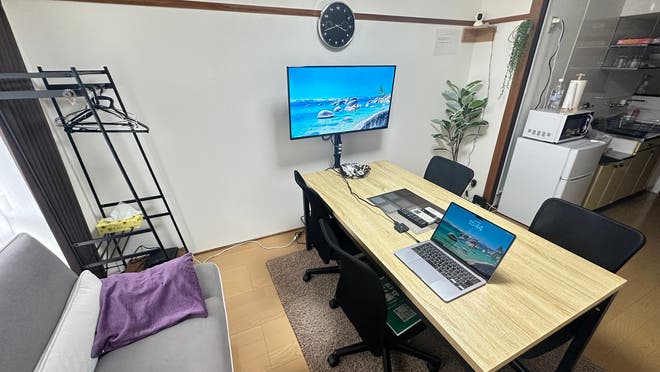 【お気軽会議室グランベルデ】中央駅西口から徒歩圏内。作業やテレワークに最適なスペースです!の写真4