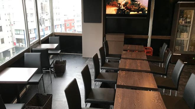 【荻窪駅北口徒歩2分】最大25名収容できる日本酒バーのスペースです。ご利用中は原価価格で飲食も出来て大変お得です。の写真1