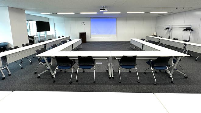 食情報館 4階 糧の間(カテノマ) 新富町駅出口すぐ目の前! アクセスバツグン!! プロジェクター・マイク等備品無料付与の写真2