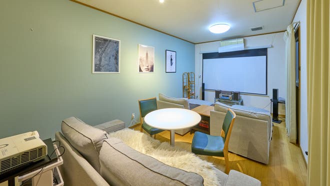 🎬⛄冬休み先取り半額キャンペーン🎄✨駅3分🎬ボドゲ🎲距離が縮まる魔法シアター✨寝ころびソファ📺毎日清掃の写真1