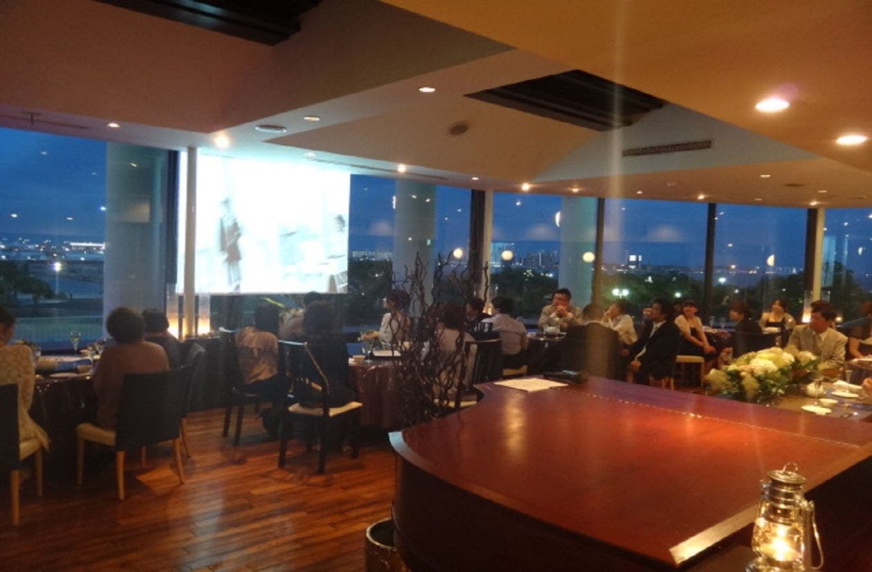 【三ノ宮・神戸・元町】全面ガラス張りのオーシャンビュー、神戸を代表するオブジェの夢空間の写真6