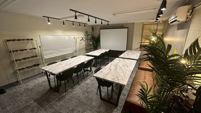 NEW!【八丁堀駅徒歩2分!宝町駅徒歩3分!】最大24名/無料Wifi/会議・撮影・女子会・ボドゲ・パーティ等!飲食🍺🍷可!の写真6