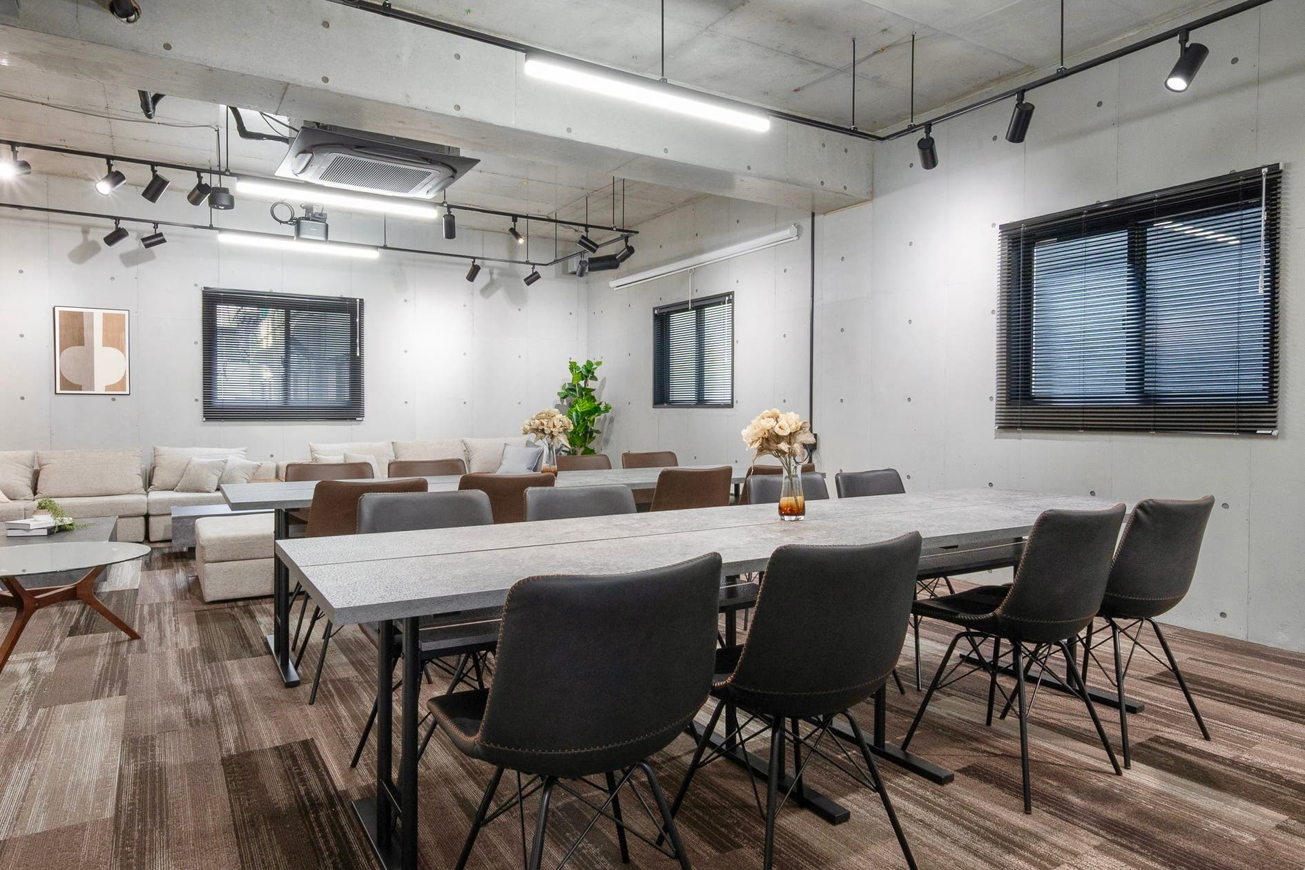 スペモ🏘️秋葉原徒歩6分✨会議💻️サテライトオフィス🏢セミナー💎撮影🎥815_MillionLOUNGE秋葉原の写真6