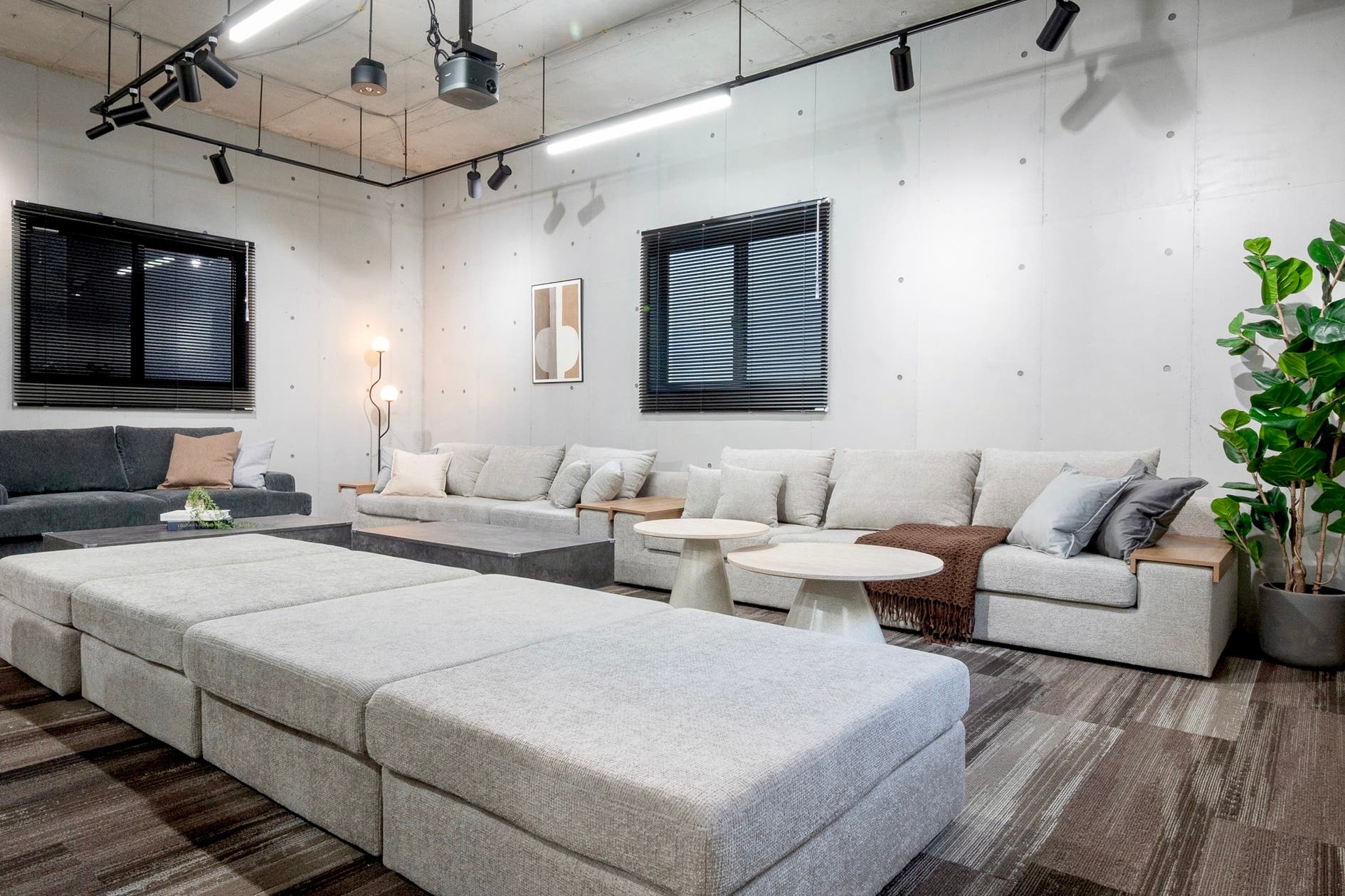 スペモ🏘️秋葉原徒歩6分✨会議💻️サテライトオフィス🏢セミナー💎撮影🎥815_MillionLOUNGE秋葉原の写真8