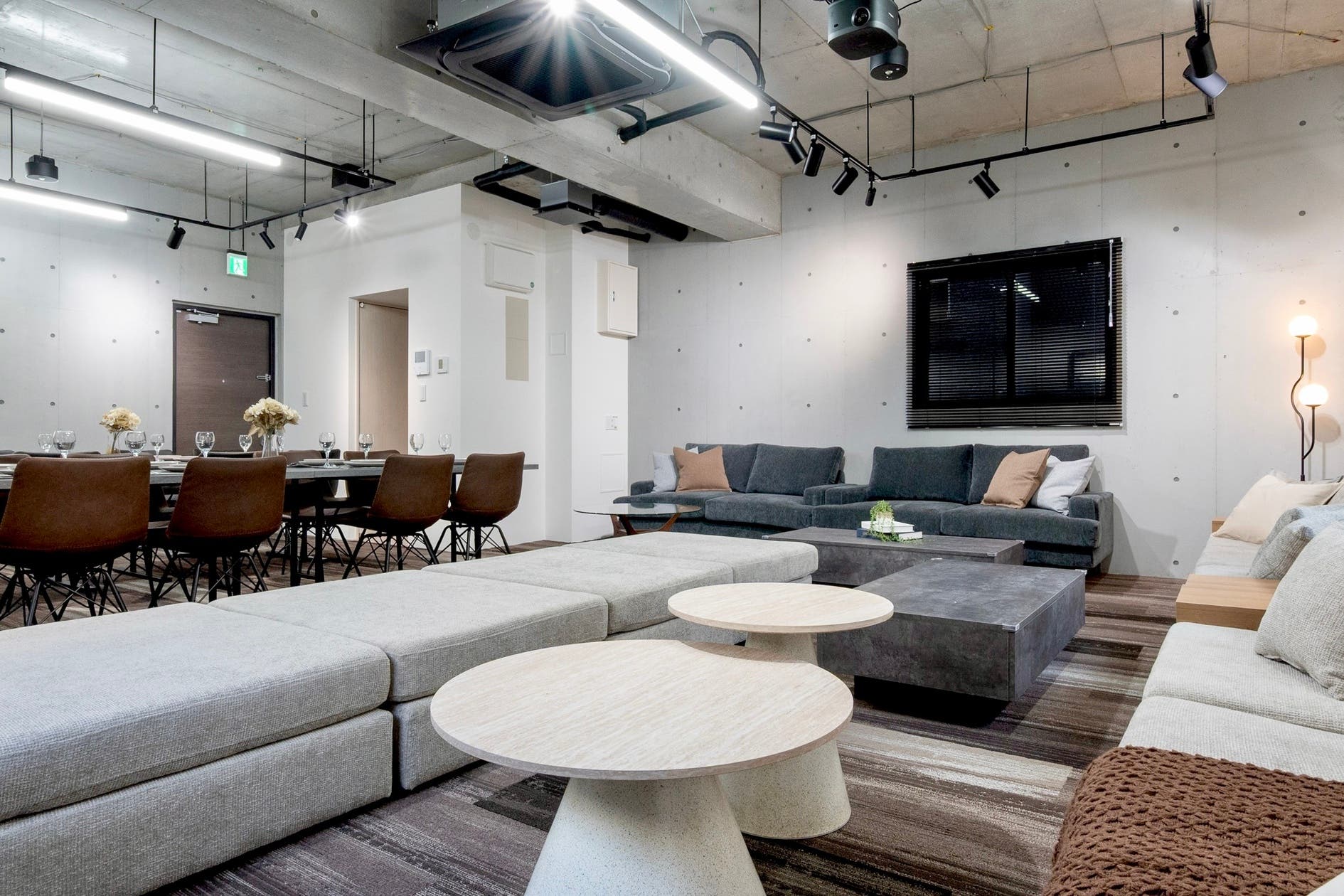 スペモ🏘️秋葉原徒歩6分✨会議💻️サテライトオフィス🏢セミナー💎撮影🎥815_MillionLOUNGE秋葉原の写真9