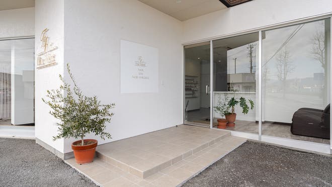 【ネイル向け共有スペース】初期費用0円で今日からここがあなたのサロン。自分の“屋号”が使えるネイル・フットケア向け施術スペースの写真5