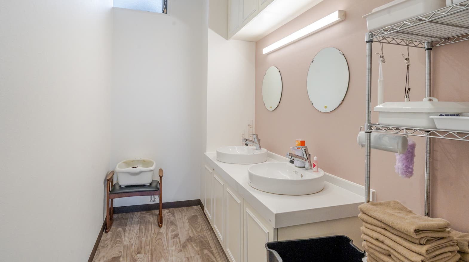 【ネイル向け共有スペース】初期費用0円で今日からここがあなたのサロン。自分の“屋号”が使えるネイル・フットケア向け施術スペースの写真8