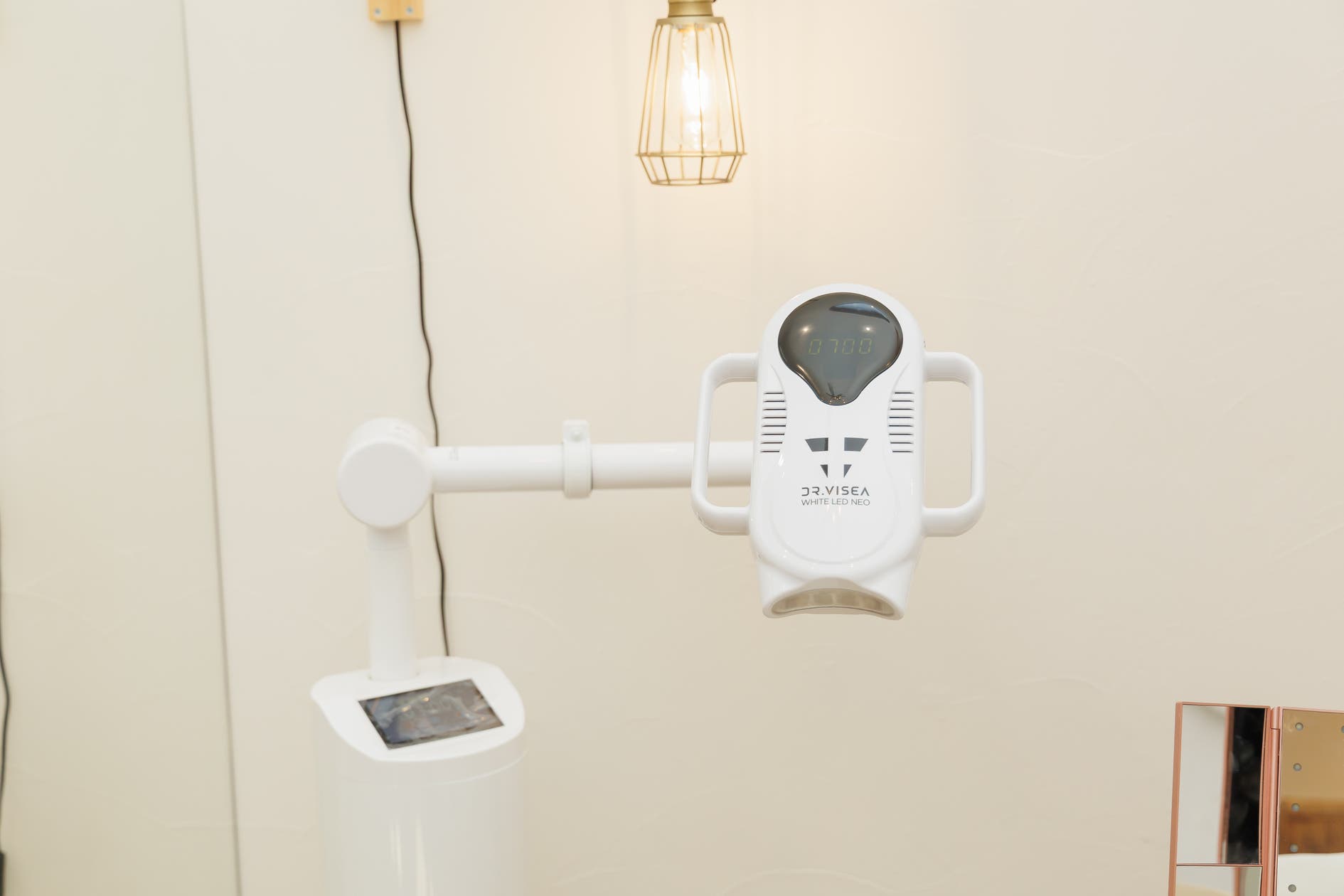 ホワイトLEDネオの画像1