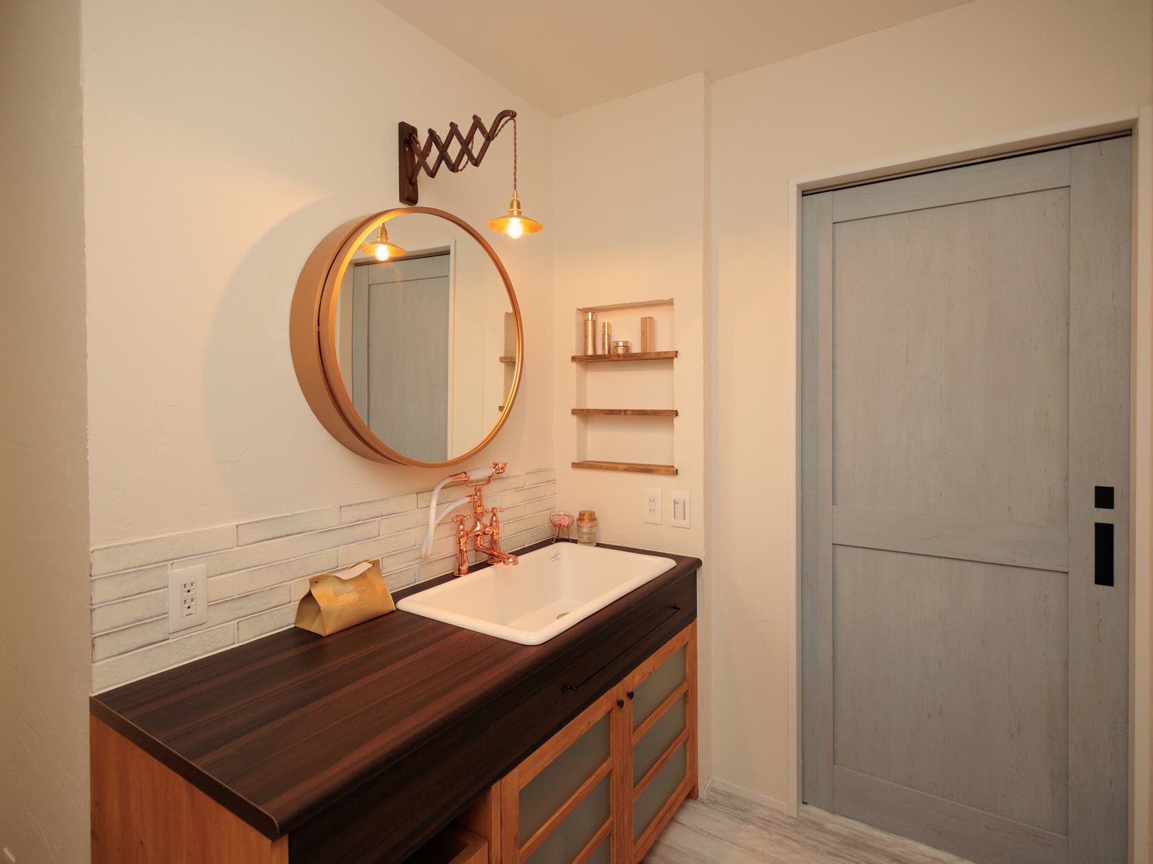 エステサロンに必要な物が全て揃ったレンタルエステサロンの写真2