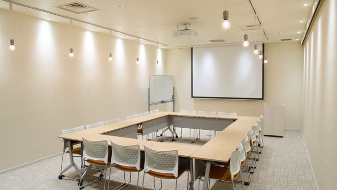 【Room E】※旧Room O<直近1週間限定価格&土日夜間特別価格>渋谷駅直結 渋谷ヒカリエ内 無料Wi-Fi 飲食可の写真1