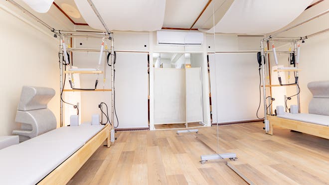 【日暮里10分、鶯谷6分】完全個室のマシンピラティススタジオ|大きな窓で開放的|備品は全て無料|綺麗&清潔の写真8
