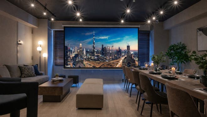 【横浜駅徒歩2分】最大着席22名✨120㌅大型モニター✨会議💻️サテライトオフィス🏢セミナー💎撮影🎥勉強会の写真1