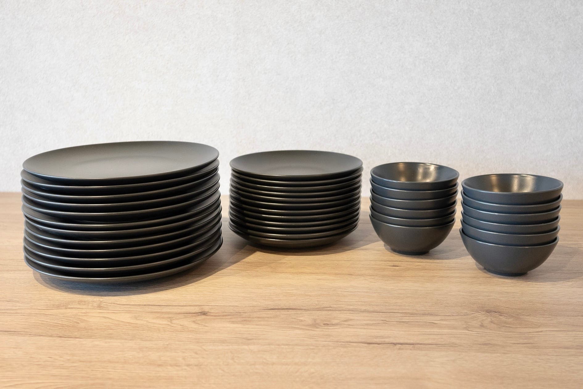 【横浜駅徒歩2分】最大着席22名✨120㌅大型モニター✨会議💻️サテライトオフィス🏢セミナー💎撮影🎥勉強会の写真16