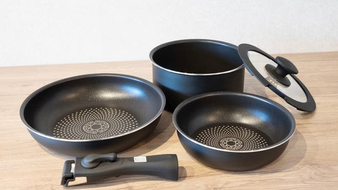 【横浜駅徒歩2分】最大着席22名✨120㌅大型モニター✨会議💻️サテライトオフィス🏢セミナー💎撮影🎥勉強会の写真18