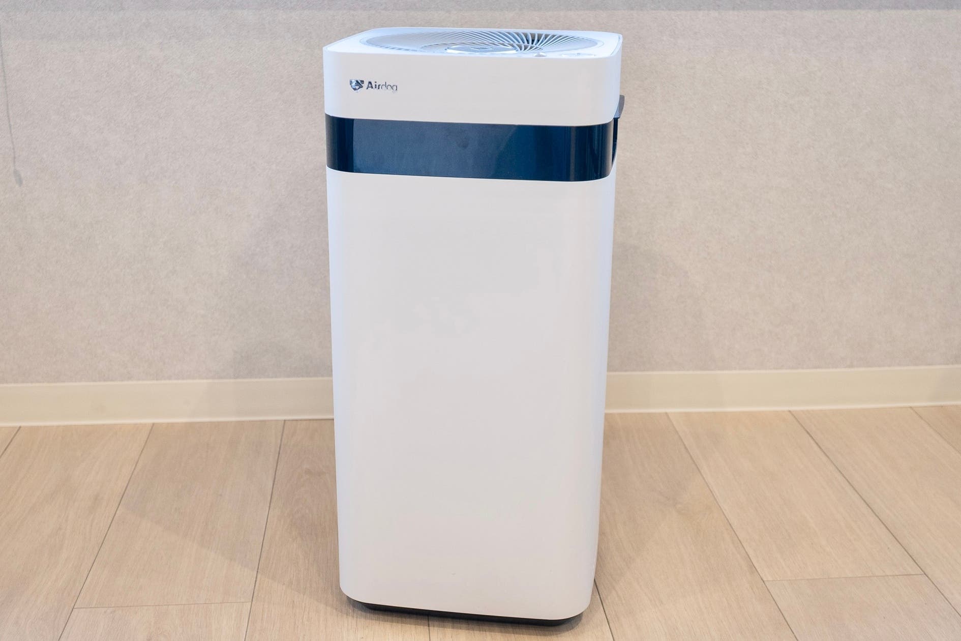 【横浜駅徒歩2分】最大着席22名✨120㌅大型モニター✨会議💻️サテライトオフィス🏢セミナー💎撮影🎥勉強会の写真24