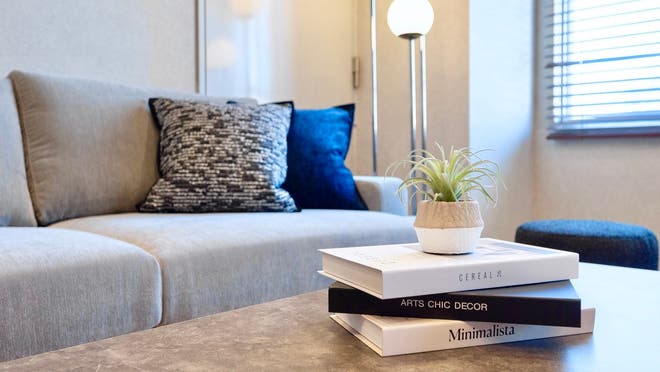 【横浜駅徒歩2分】最大着席22名✨120㌅大型モニター✨会議💻️サテライトオフィス🏢セミナー💎撮影🎥勉強会の写真15