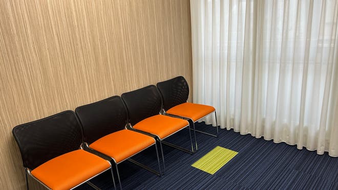 【Studio 2A】グランドピアノ完備!最大4名様までご利用いただける音楽スタジオです。の写真6