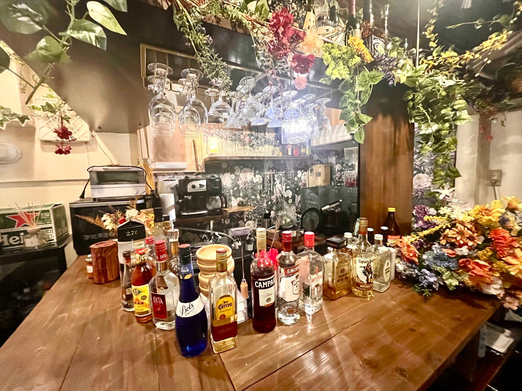 Cafe Barとレンタルキッチンの写真1