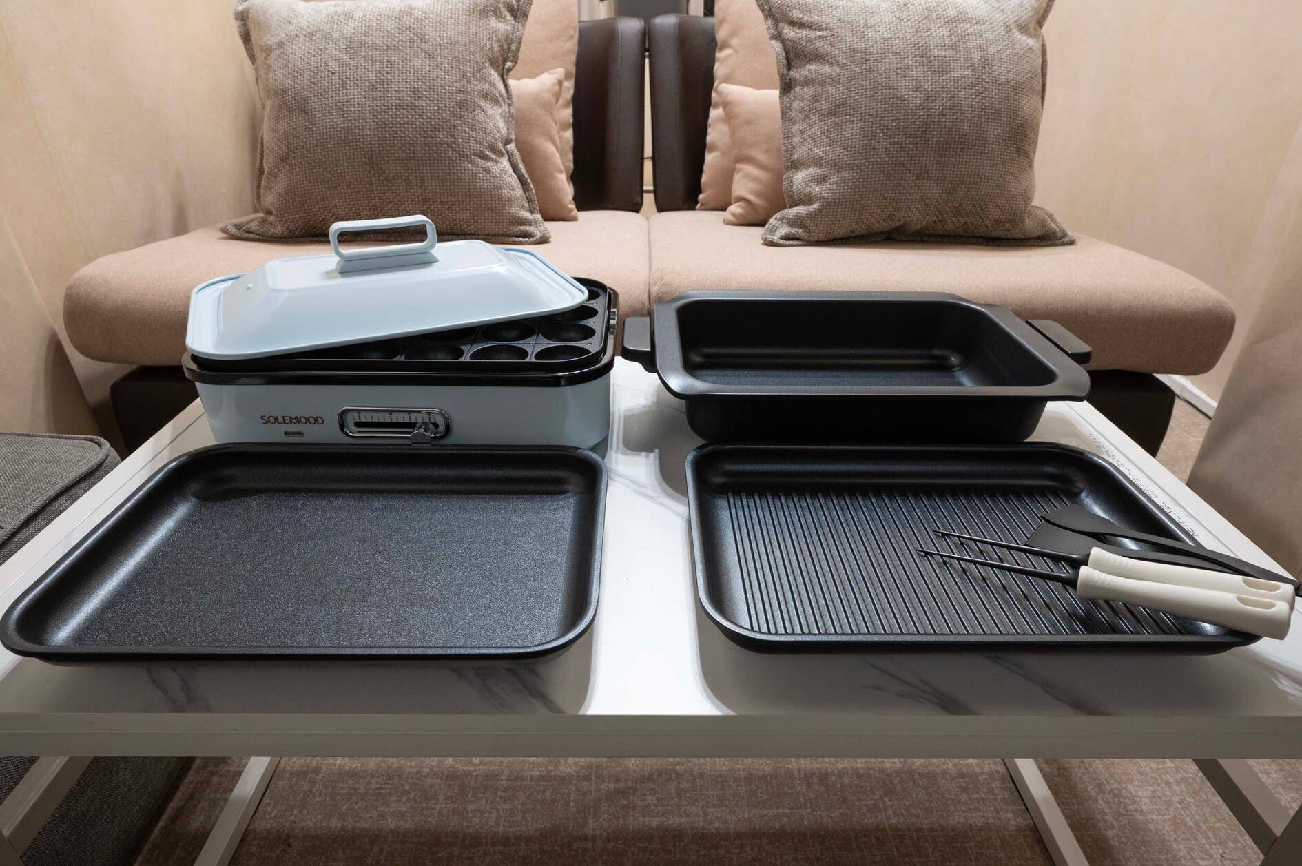 ③多機能ホットプレート：プレート3種（網焼き肉・平面・たこ焼き）の画像1