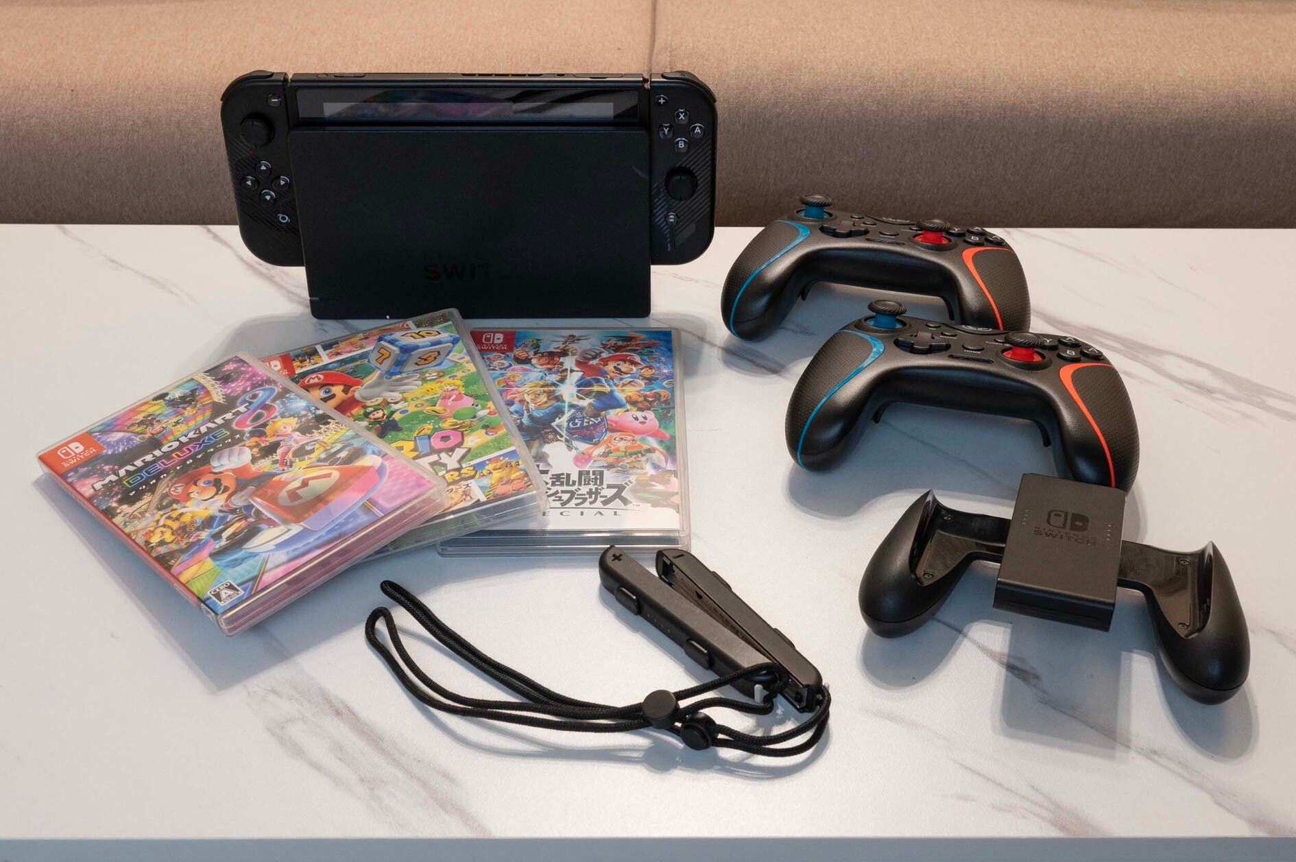 ⑥大人気ゲーム機（大迫力90インチプロジェクター）の画像1