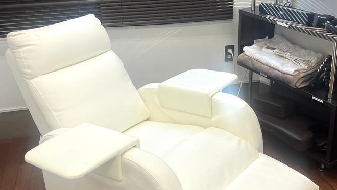 大和駅北口3分 複合スペース 24時間いつでも利用できるサロン/会議室(5名まで利用可)整体/マッサージ/打ち合わせ/商談/会議の写真4